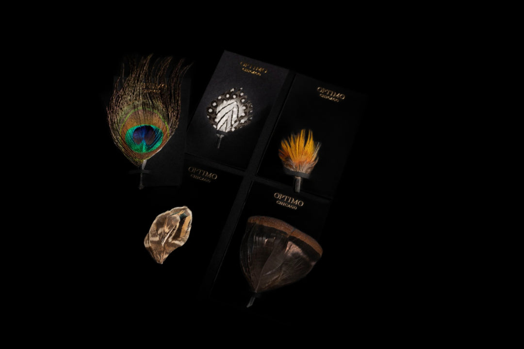2 Hand-Dyed Feathers – Optimo